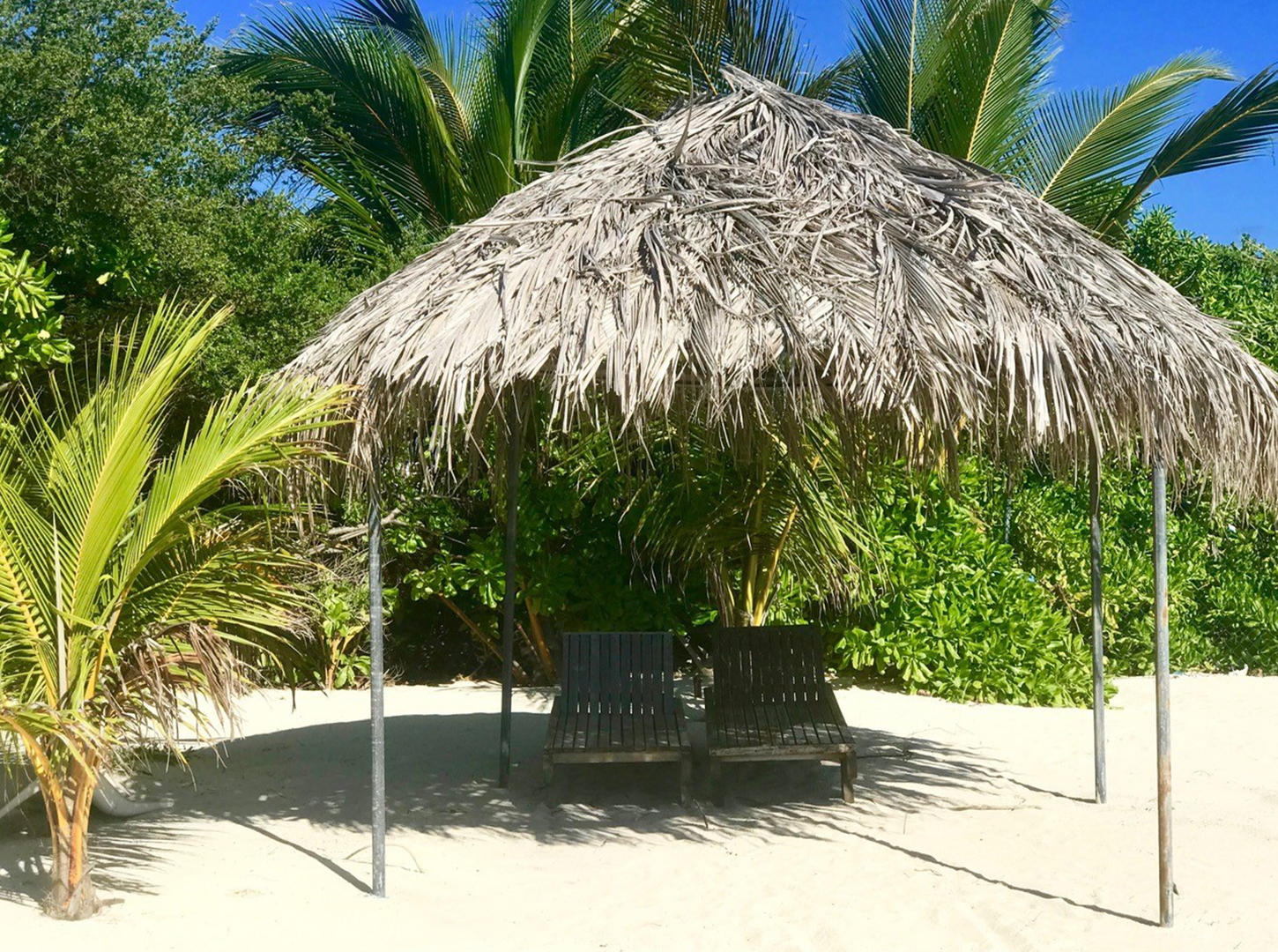 La Spiaggia - White Maakanaa Lodge